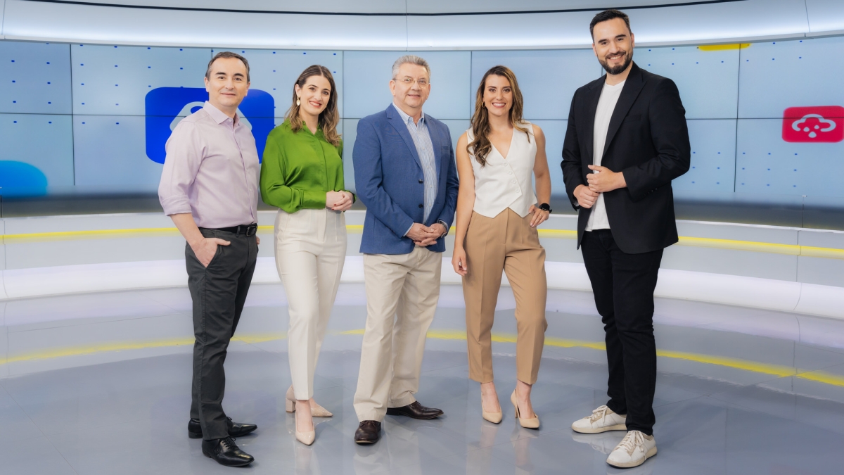 Periodista de Mega confirmó su renuncia tras rumores : Lima Limón