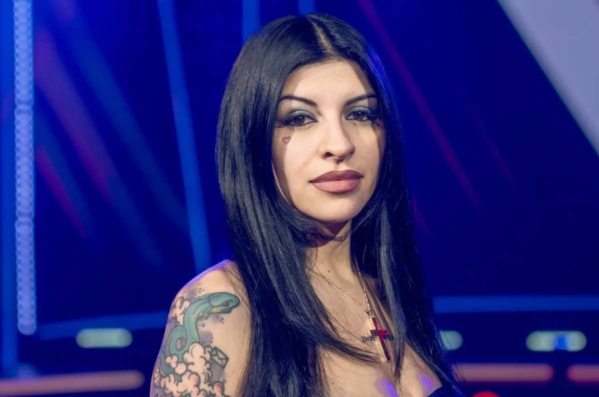 Cazzu anuncia esperado regreso a Chile con su tour Latinaje : Lima Limón