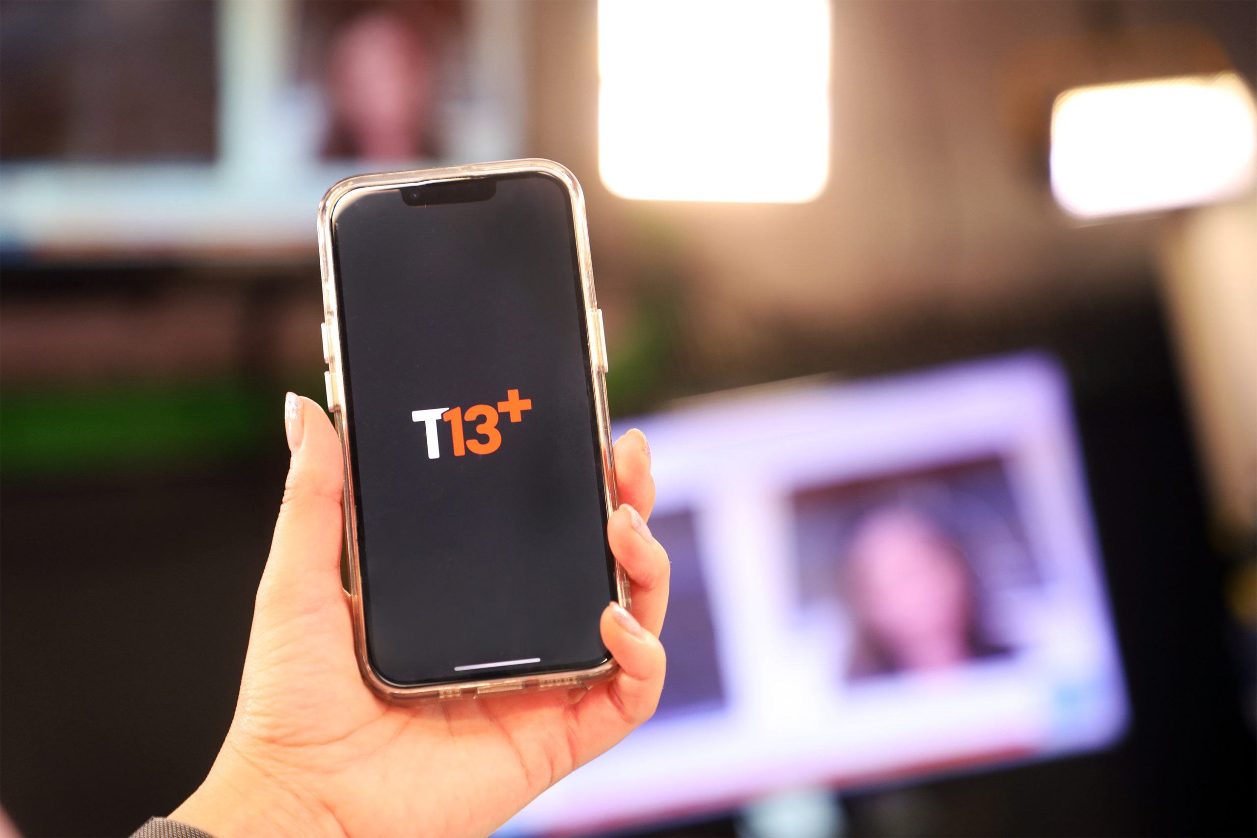 Canal 13 lanza T13+: la App que revolucionará cómo te informas : Lima Limón